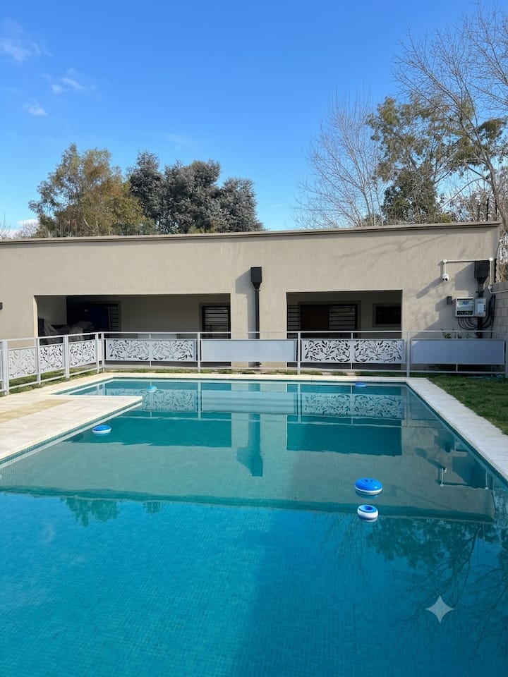 Alquilo Casa Quinta Con Pileta En Cañuelas - Cañuelas