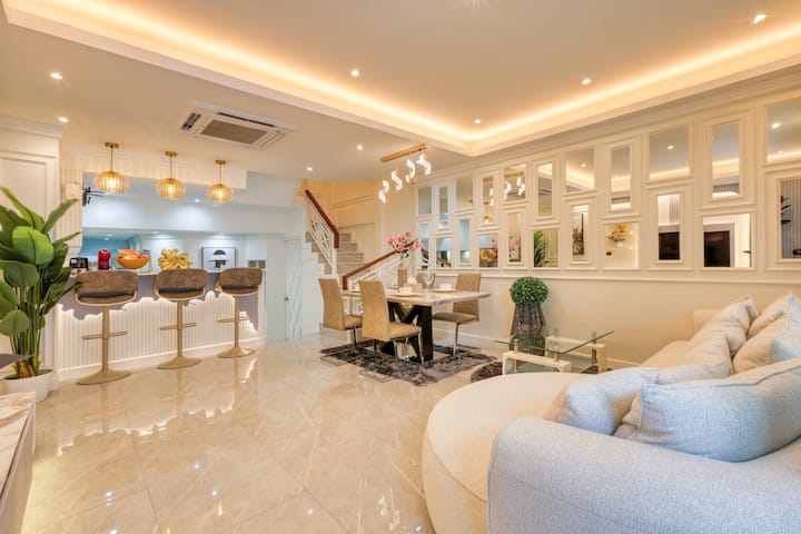 The Ivory House - Patong Beach