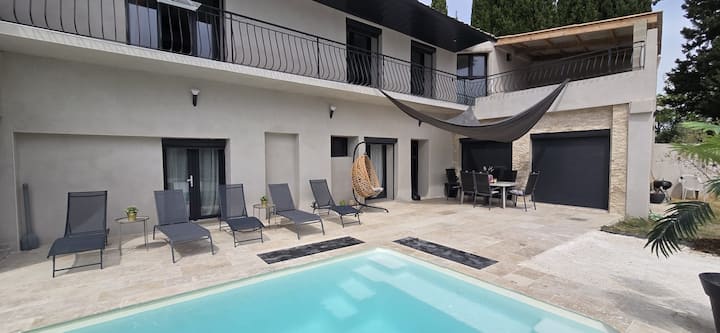 Maison Familiale Avec Piscine En Provence - Orange
