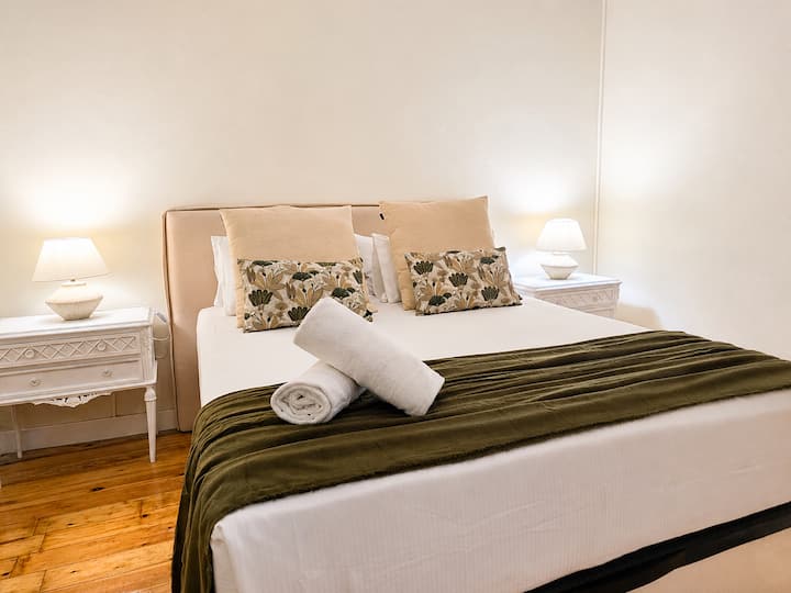 Serranos Towers Apartments Ii - 4 Guests -Old Town - Valencia