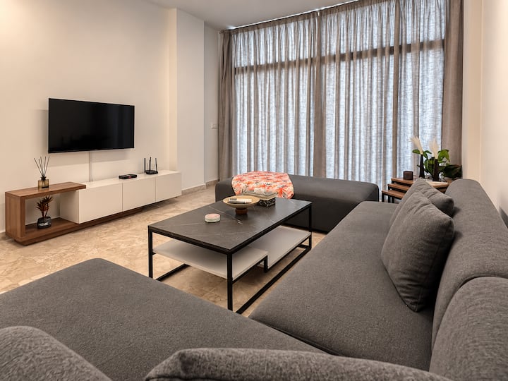 Modern Apartment Near Downtown - By Beirut Lofts - Beyrouth