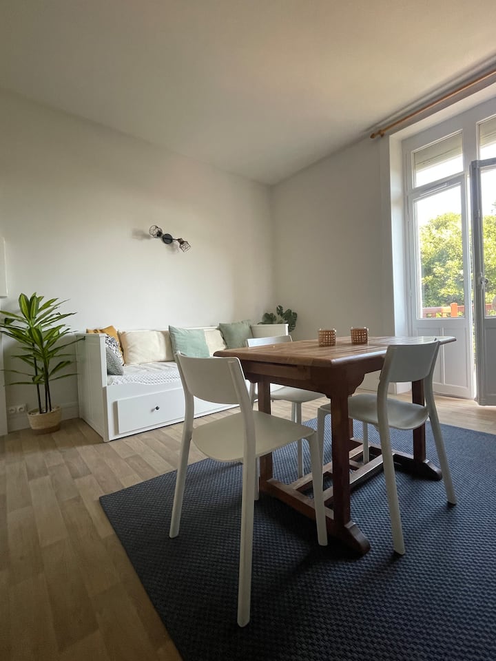 Charmant T2 Avec Balcon à 2 Min De La Plage - Saint-Lunaire