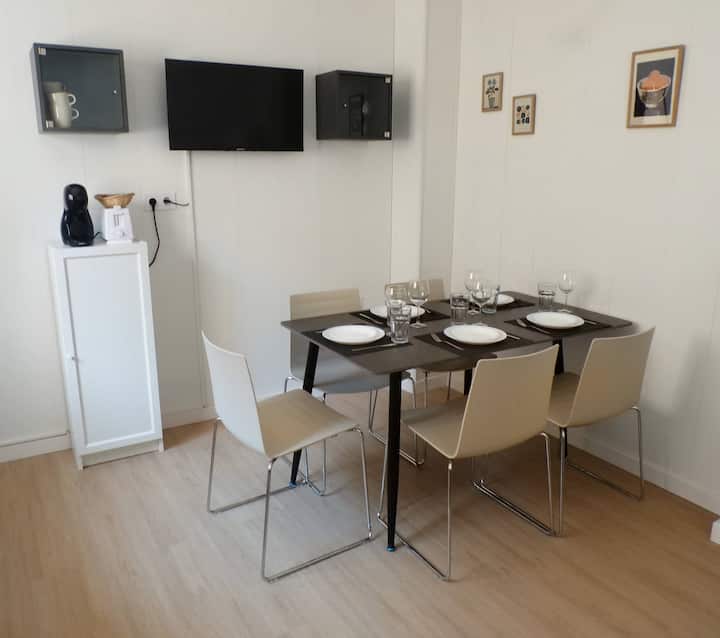 Apartamento En El Centro De Paterna, Valencia - Paterna
