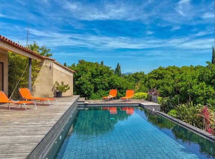 Exceptionnelle Villa D'architecte, Piscine, Vue Me - Var