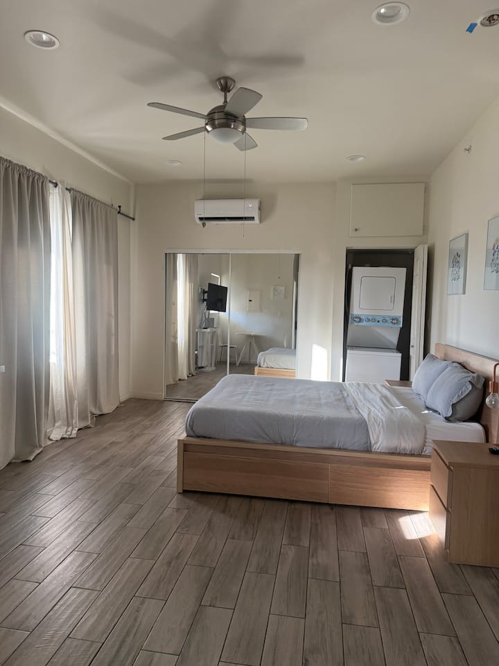 Comfortable Studio By Santa Monica Pier On Beach 3 - Santa Monica, CA