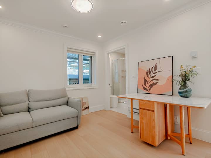 3br Home Near Ubc With Ensuite Baths - Bowen Island