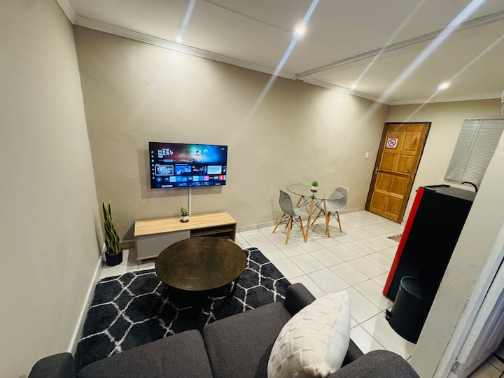 Modern 1-bed Apartment In Bronkhorstspruit - Bronkhorstspruit