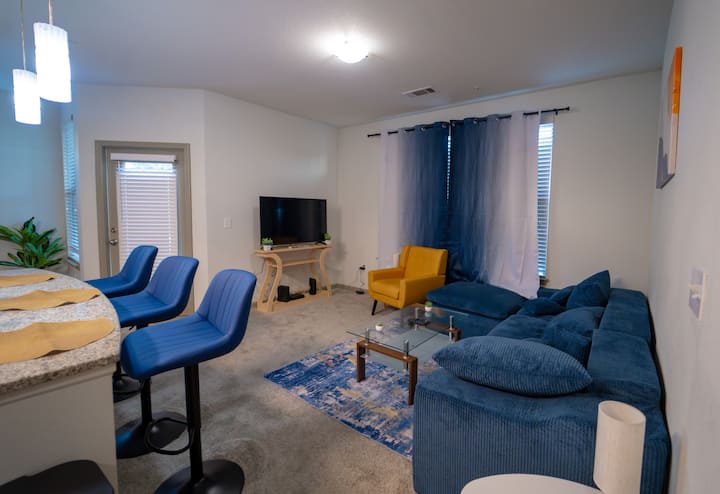 The Charlotte Haven | Modern Retreat - Northlake - Charlotte