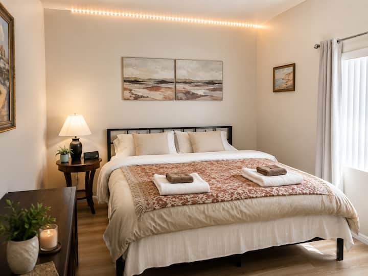 Luxury 2-suite - Free Parking, Gym, And Balconies - Long Beach, CA
