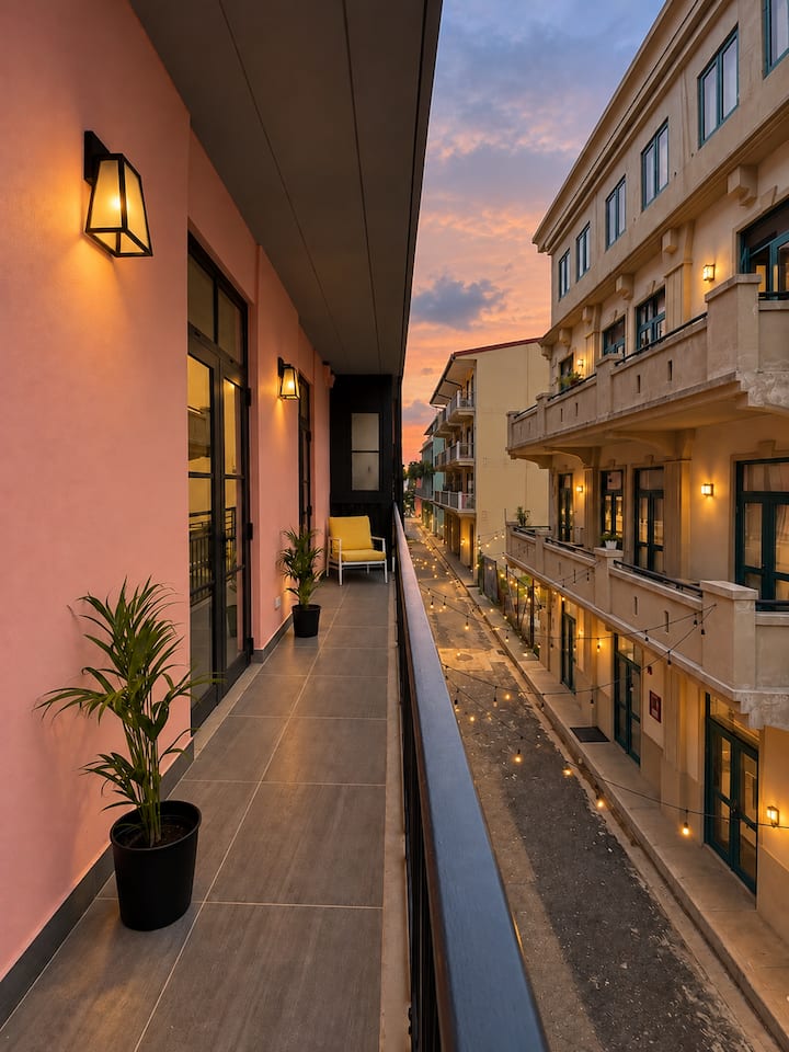 Korsi Balcony | 2 Br · 2 Baths · Steps From Casco - Panama