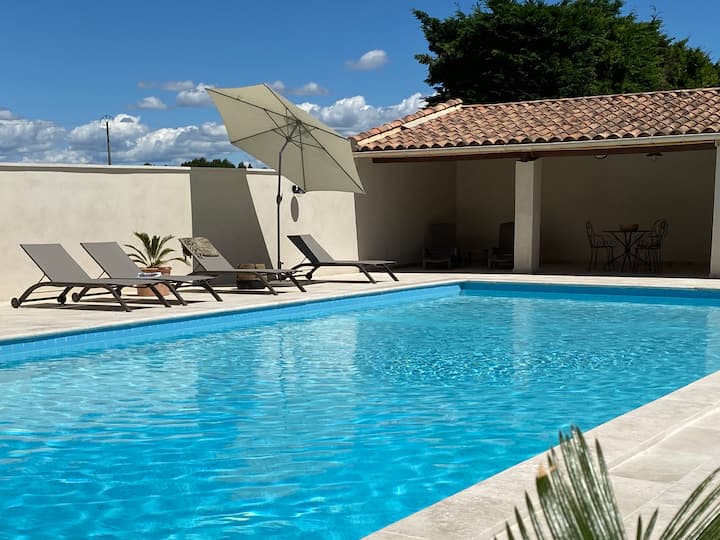 Gite De France : Le Tournesol - Arles