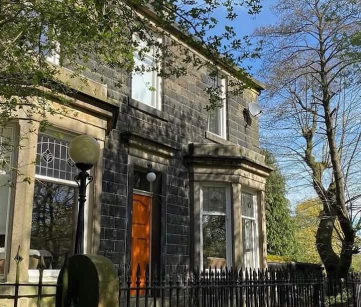 Cottage In Ramsbottom National Trust Estate - Bury