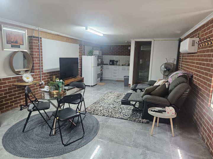 Cosy Corner - Warragul