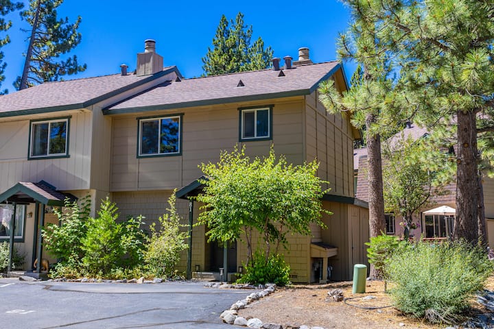 Lake Forest Glen Escape - Tahoe City, CA