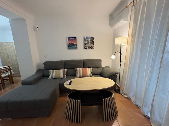 A Estrenar En Casco Antiguo A 5 Min Playa Y Balcón - Alicante