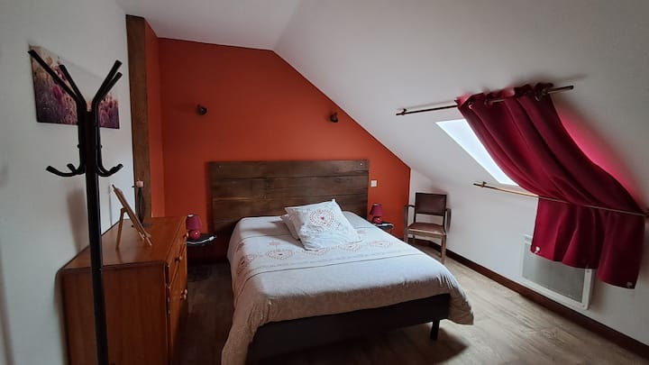 La Maillitardaise - Chambre Rouge - La Souterraine