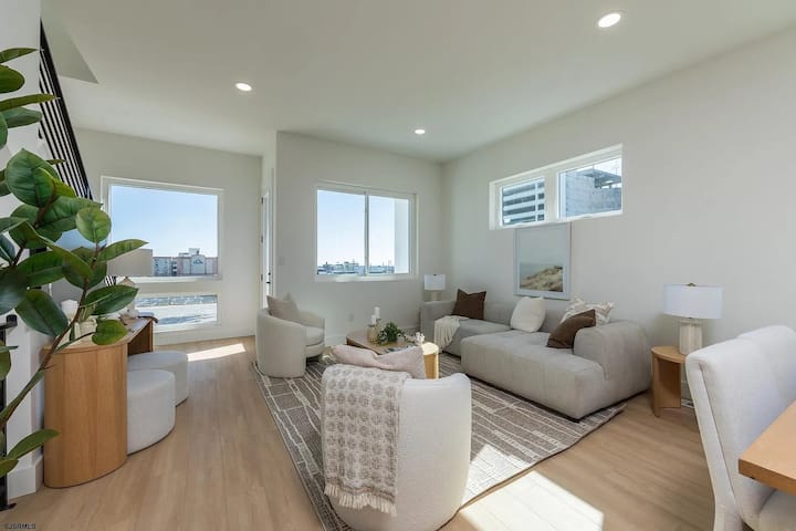 Modern Loop Retreat Ii Rooftop & Garage - Atlantic City, NJ