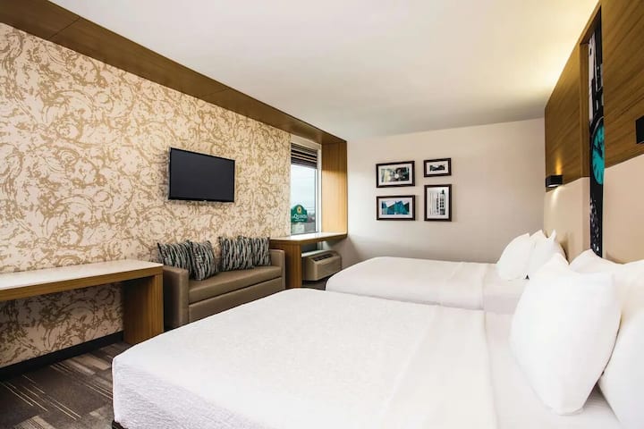 2 Queen | La Quinta Winchester | Shenandoah Valley - Winchester, VA