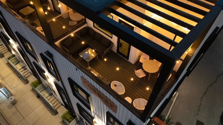 The Conway | Germantown Group Stay Sleeps 12 - Nashville, TN