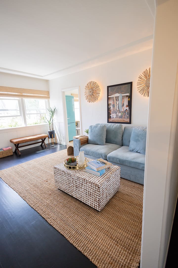 Chic Surf Flat | Steps To Beach | Free Parking Mb - Manhattan Beach, CA