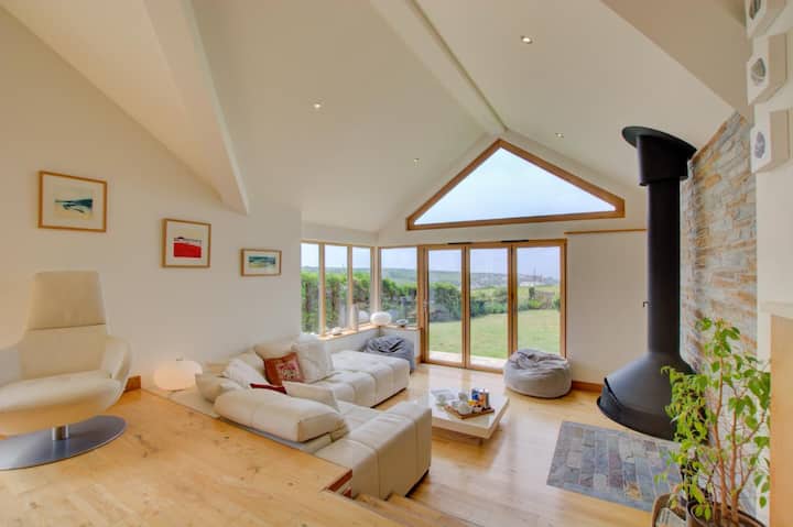 Spacious Retreat | Porthcothan | Nr Beach | Garden - Constantine Bay