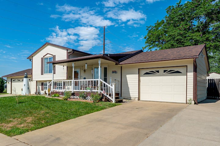 Grill & Fenced Yard! Longmont Home, Walk To Parks - Longmont, CO