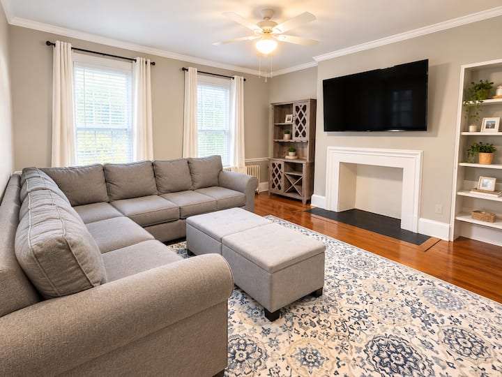 Spacious Downtown Frederick Home + Ev Charging - 프레더릭