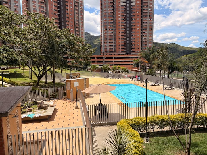 Modern3brapt Pool Gym Sauna Garage & Mountain View - Colombia
