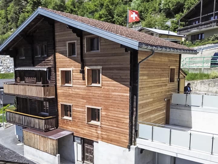 Charmant Appartement Dans Chalet Rénové - Leukerbad