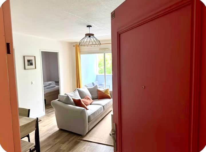 2 Chambres à 7 Min Aéroport, Parking, Loggia, Wifi - Mérignac