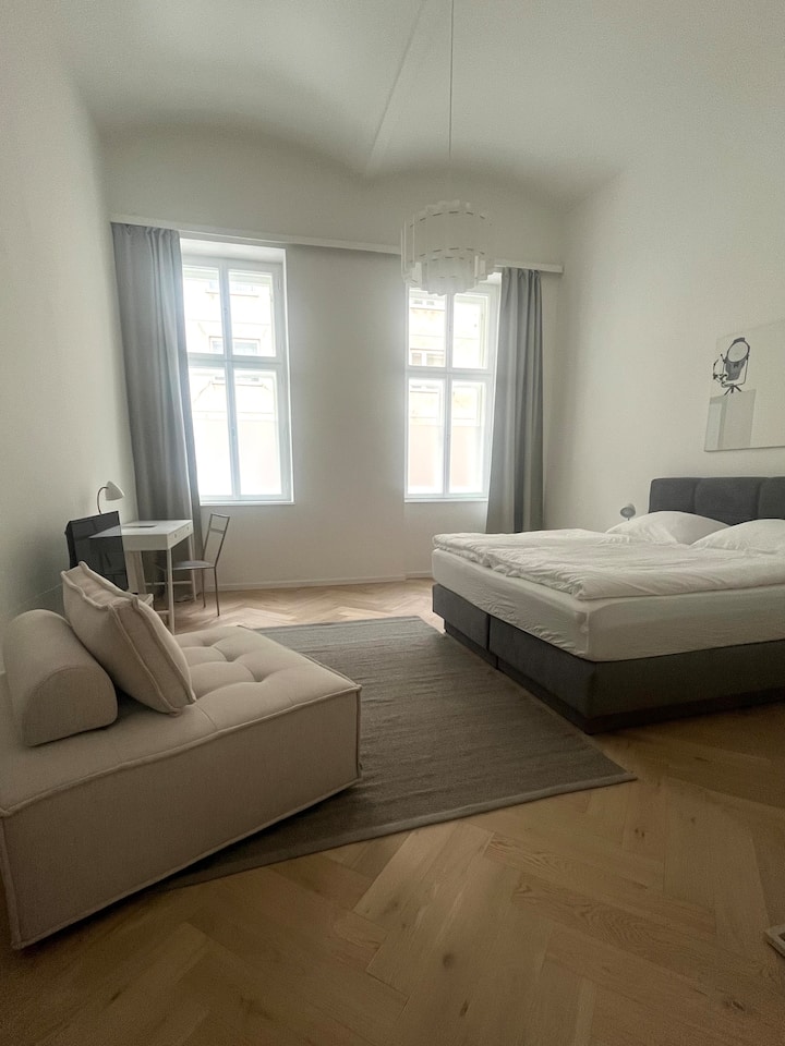 _stylish, Central, Urban Green - Vienna