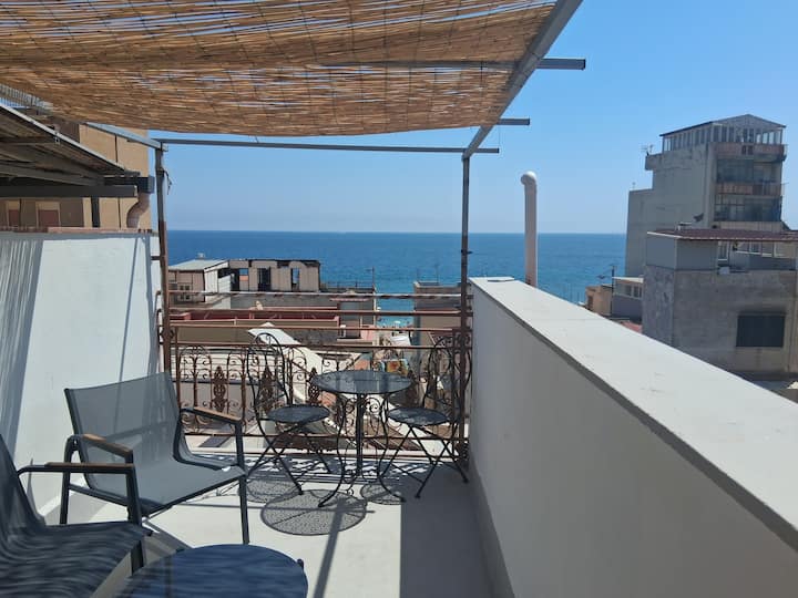 Terrazze Arenella Guest House - Palermo, Italy