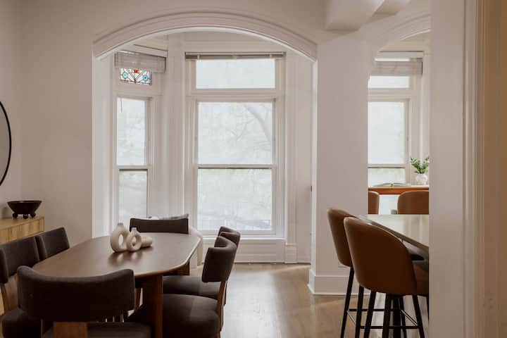 Designer Loft 3e | Heart Of Gold Coast/river North - Old Town - Chicago