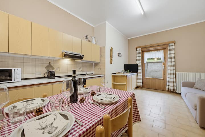 Livigno - 2br Baita Franz 3 - Wifi E Parcheggio - Livigno