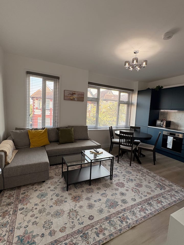 4-bedrooms Flat Walk To Wembley Stadium - Hounslow
