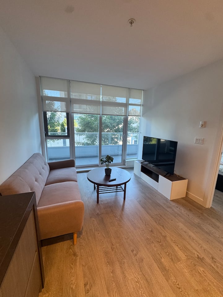 Metrotown Comfort 1b1b Stay - Burnaby