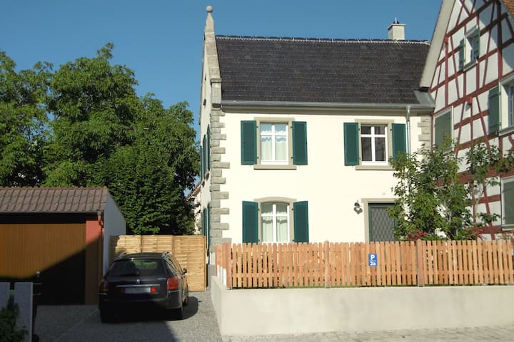 Schlößleweg 2a - Bodman-Ludwigshafen