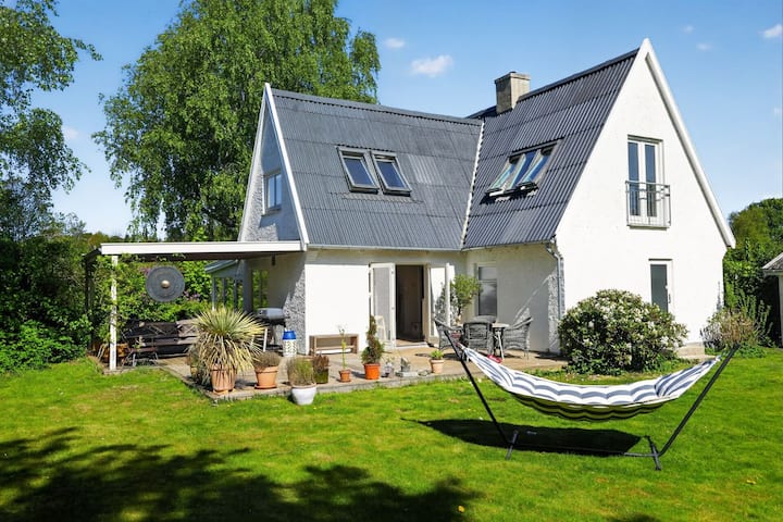 Wonderful House By The Beach, For Large Families - Gilleleje