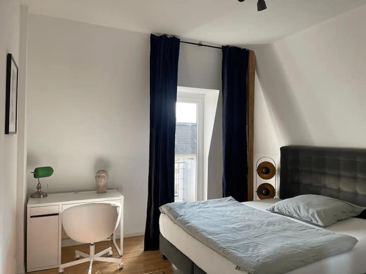 Modern 3 Bedroom Apartment In Nordend District - Frankfurt
