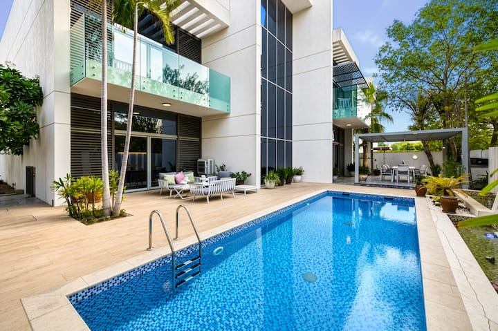 Ultra-luxury 5br Villa | Exclusive Dubai Stay - Dubaï