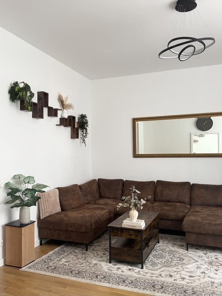Charmantes Zimmer In Bester Lage Am Rhein - Düsseldorf