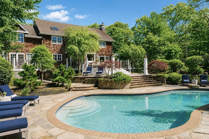 Hamptons Estate | Heated Pool, Peloton, Fire Pits - Palmer Vineyards, Riverhead