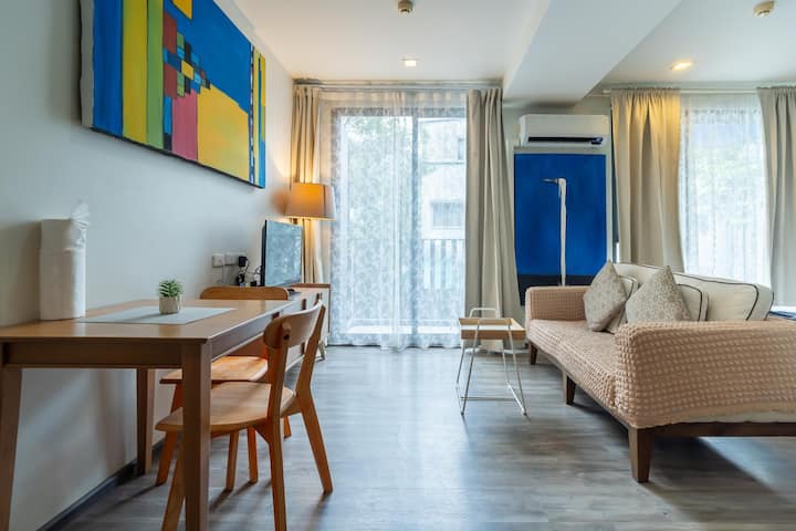 Holiday Studio In The Deck Patong 150 - Patong Beach