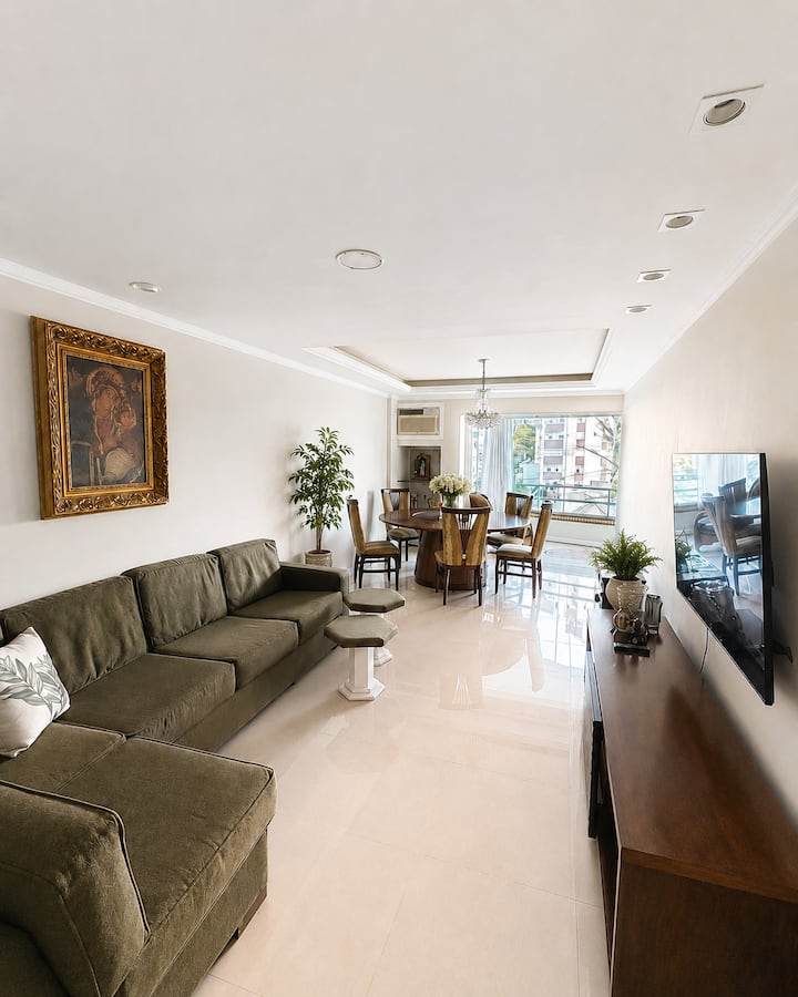 Apartamento Amplo A 50 Metros Da Beira-mar - Florianópolis