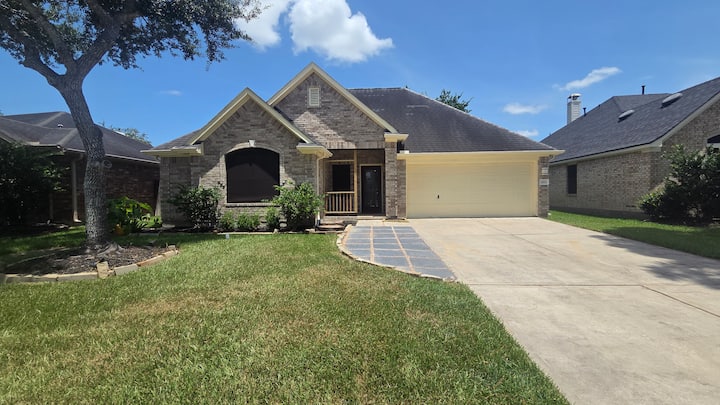 Midway Retreat Ii - Between Beach & Med Center - Pearland, TX