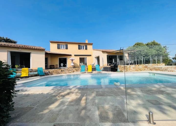 Appartement T2 Meublé Terrasse Piscine Et Parking - Esparron-de-Verdon
