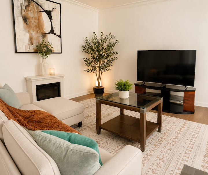 Cozy Comfortable Home - Tarpon Springs, FL