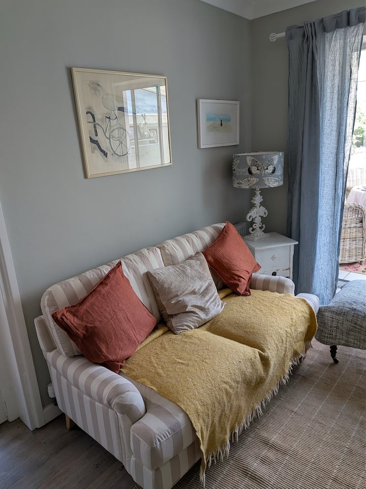 Charming Secluded Cottage In The Heart Of Village. - Honiton