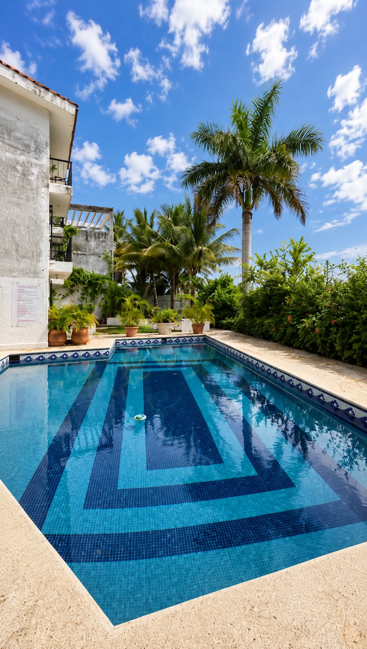 Casa, Con Acceso A La Alberca En Primer Piso En Zh - Cancún