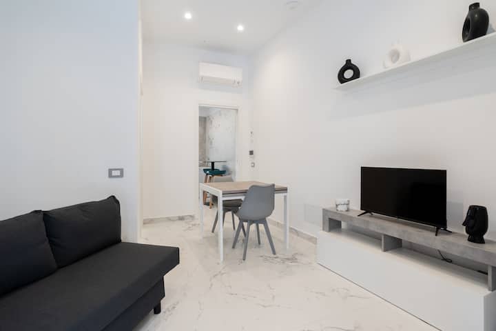 The Urban Nest White&grey - Bari